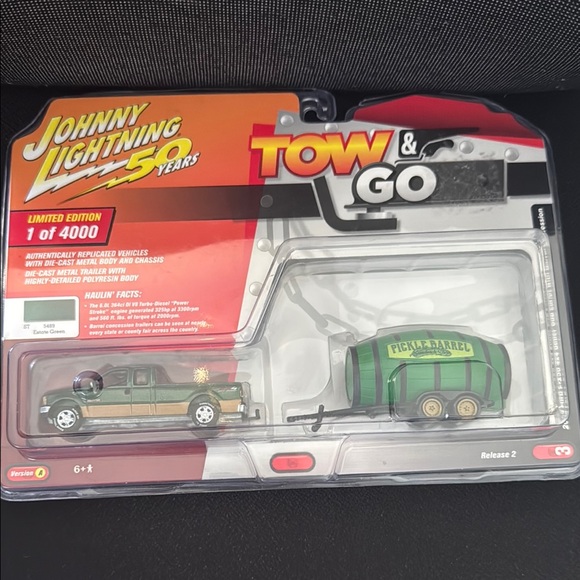 Johnny Lightning | Toys | Johnny Lightning Tow And Go Ford F25 Super ...
